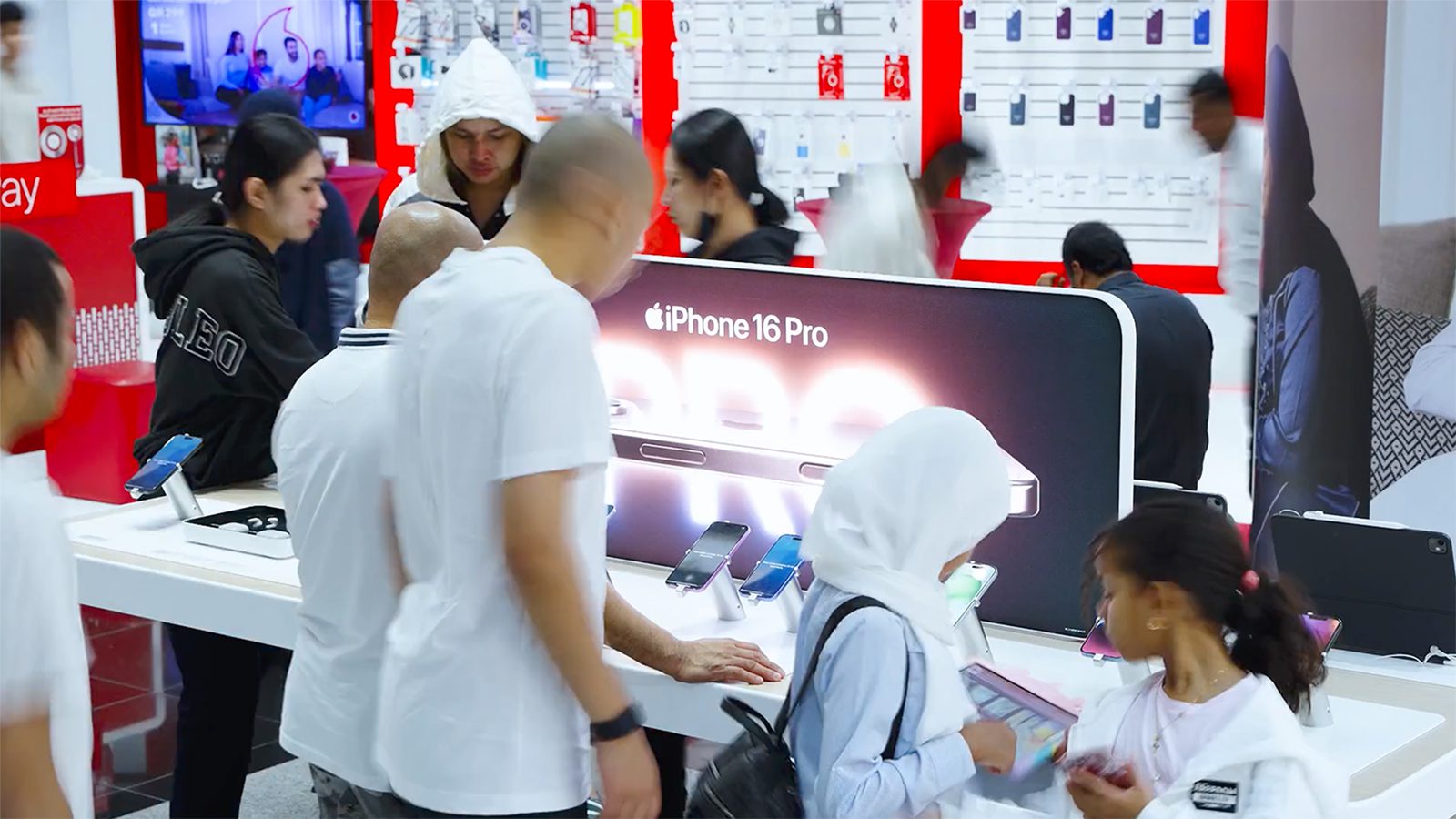 Vodafone - iPhone 16 Launch | Dow Studios